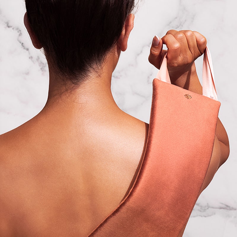 BACK APPLICATOR for self-tanning foam | Pour une application facile et ...